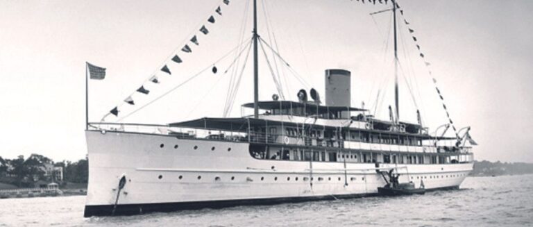 SS Delphine - The Legacy of the 1921 Steam Yacht • Noblesse Yachts